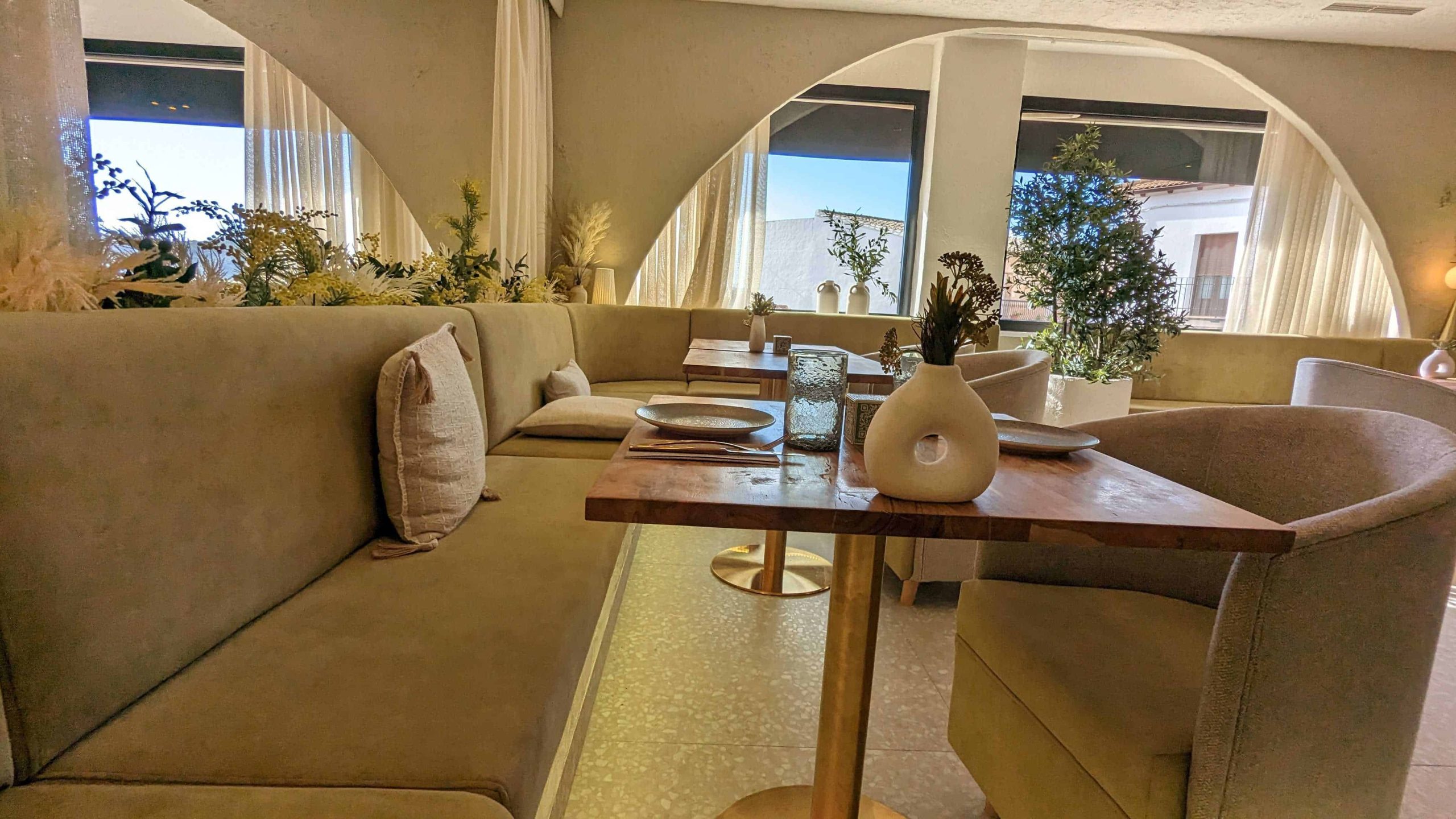 Bury Restaurante - La Encina Turismo - Visitas guiadas